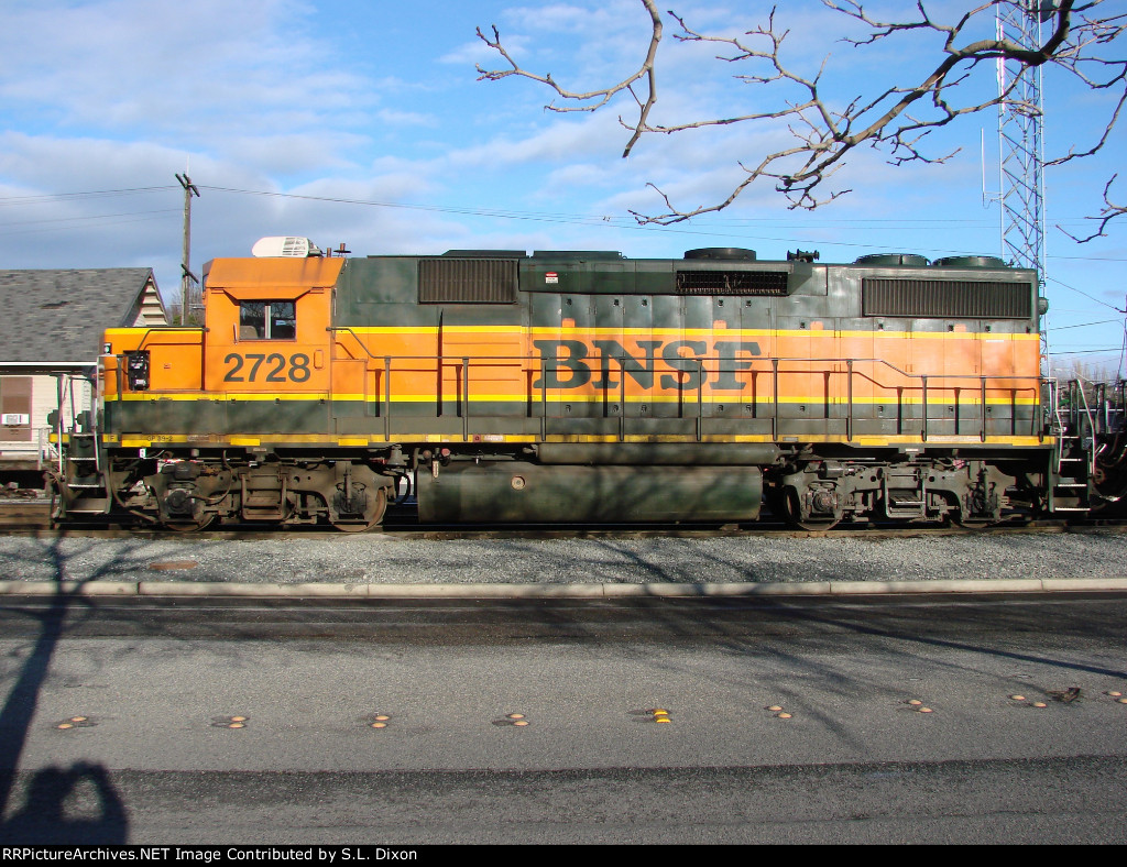 BNSF 2728